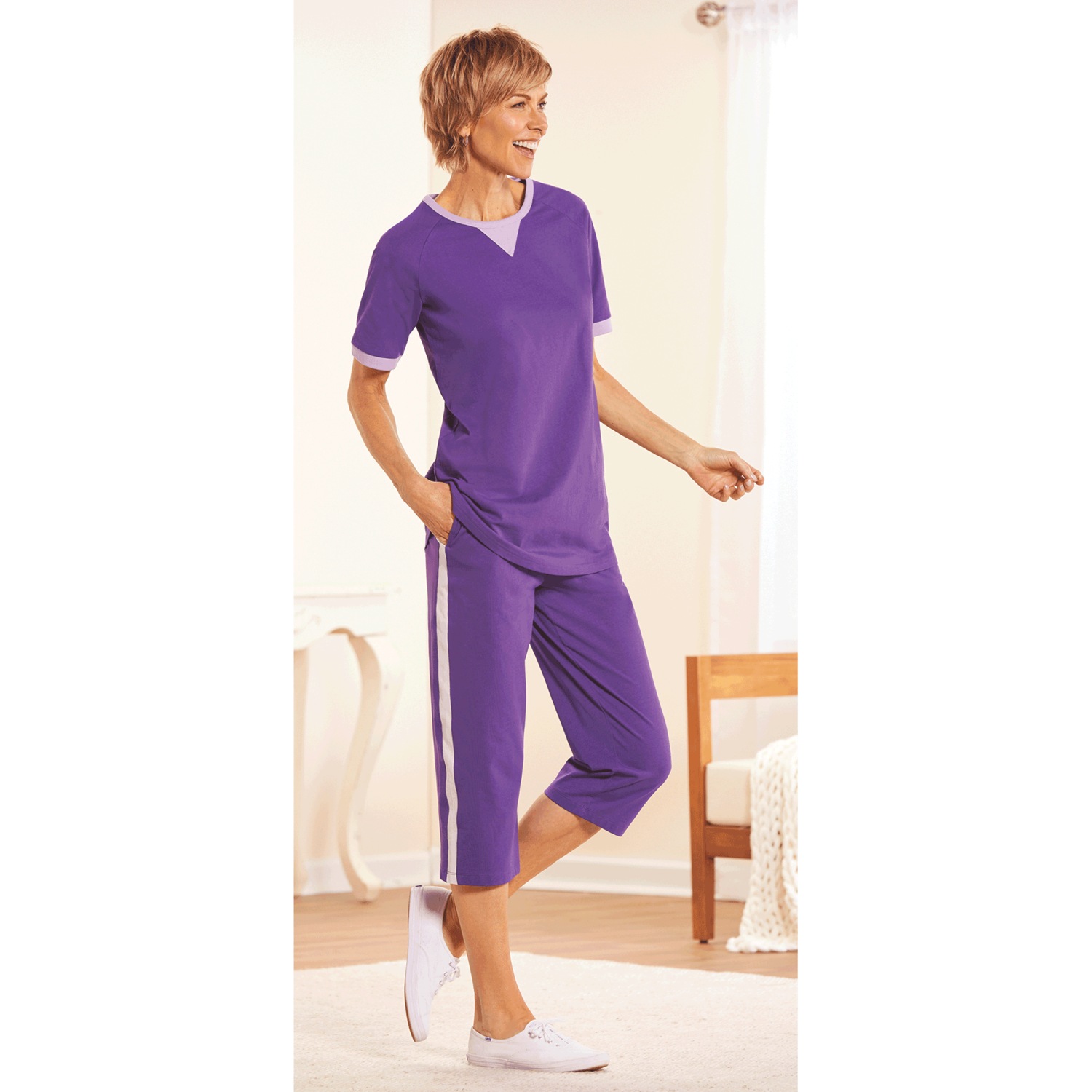 Contrast Stripe Capris | Essentials